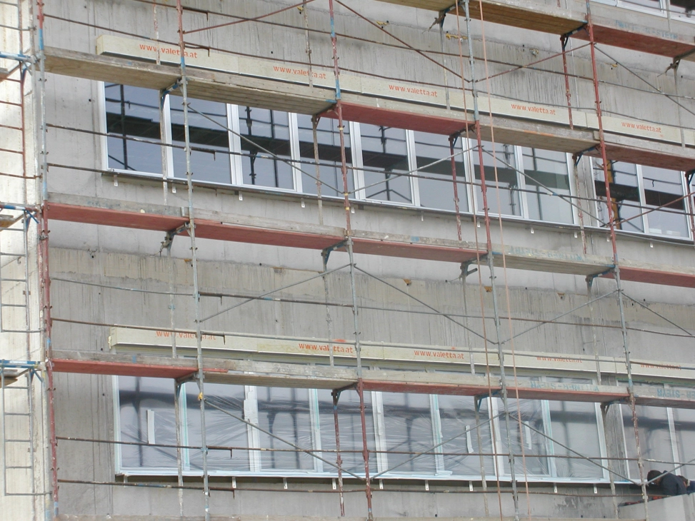 FH OÖ Campus Linz, VALETTA Raffstore im Unterputzschacht